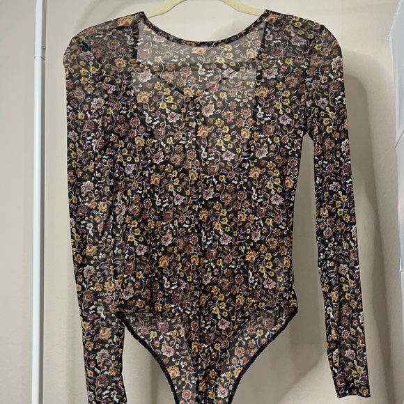 Forever 21 | Tops | Flower Bodysuit | Poshmark